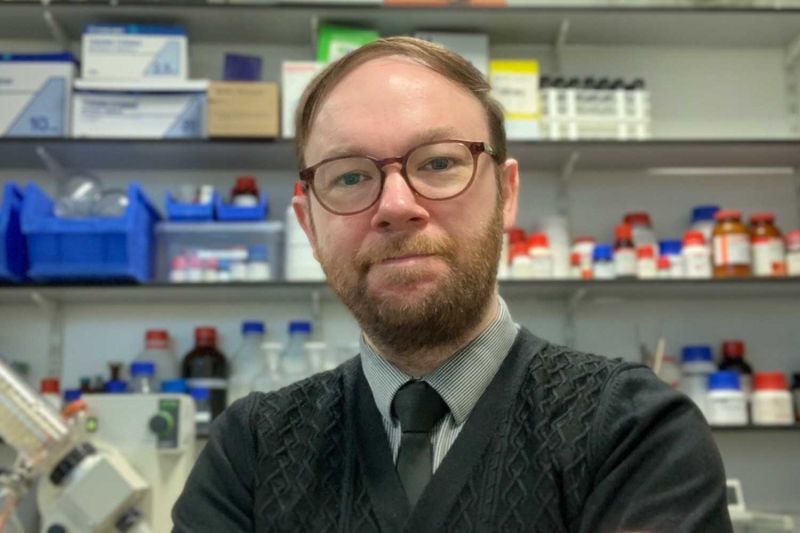 Dr Peter McPherson - Senior Lecturer in Pharmaceutical Sciences - staff