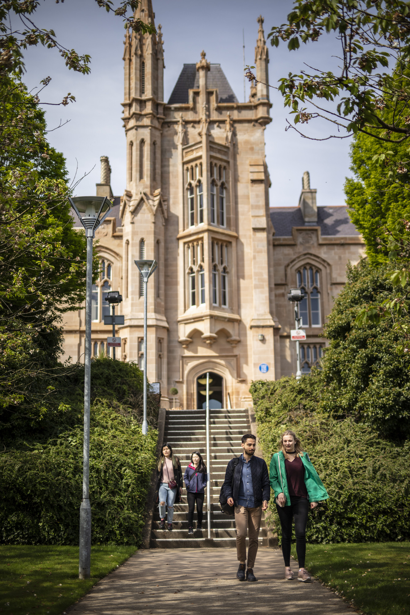 Why Ulster University? - Ulster University Global
